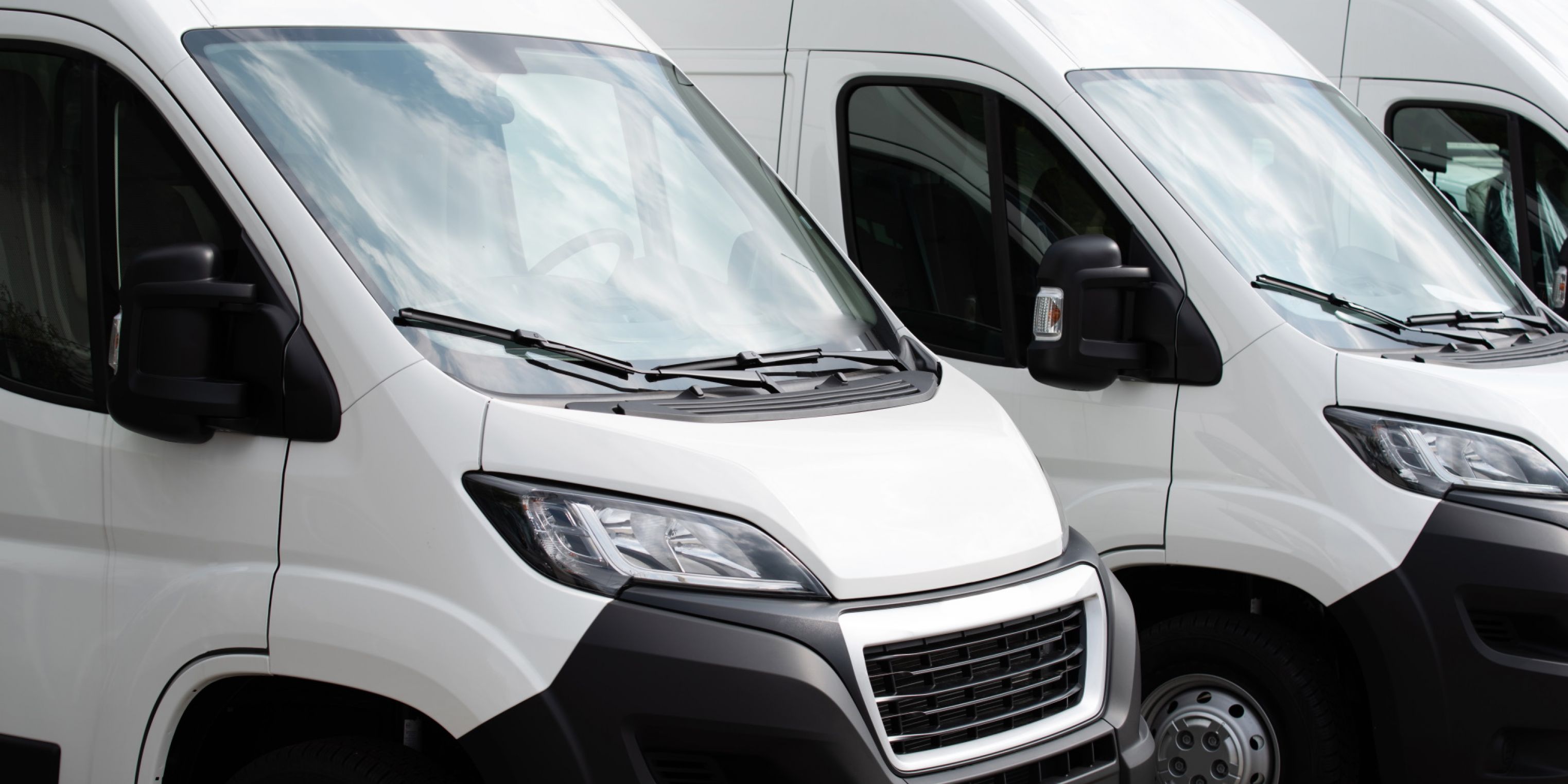 Safety Gear You Should Keep In Your Van | Vanaways